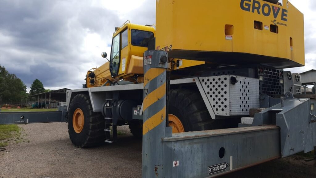 GROVE RT 9130E-2 2012 120 TON. – EXCELENTE – Guindastes Theodoro